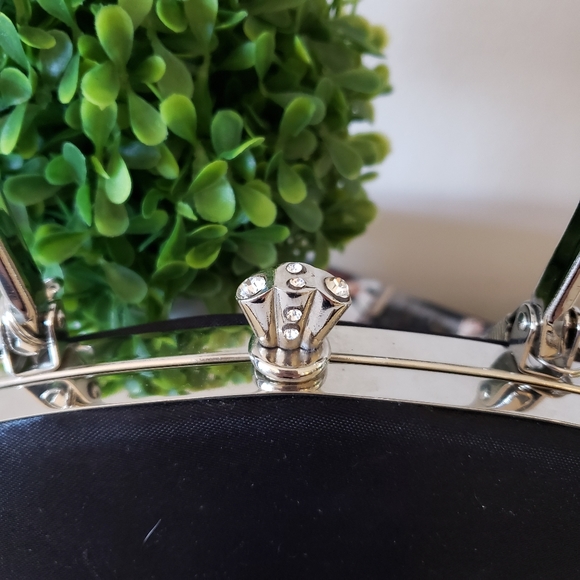 Sasha Fabiani | Bags | Vintage Sasha Hard Side Handbag | Poshmark